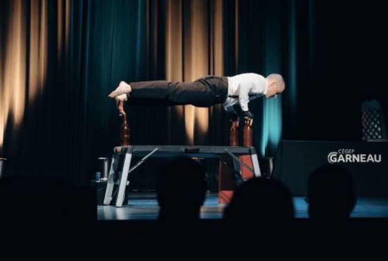 Dominic Lacasse - Mega Magic Talent